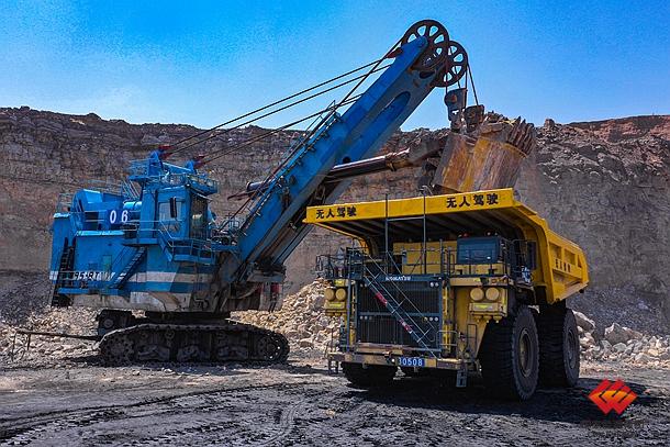 准能通过国家首批智能化示范建设煤矿验收